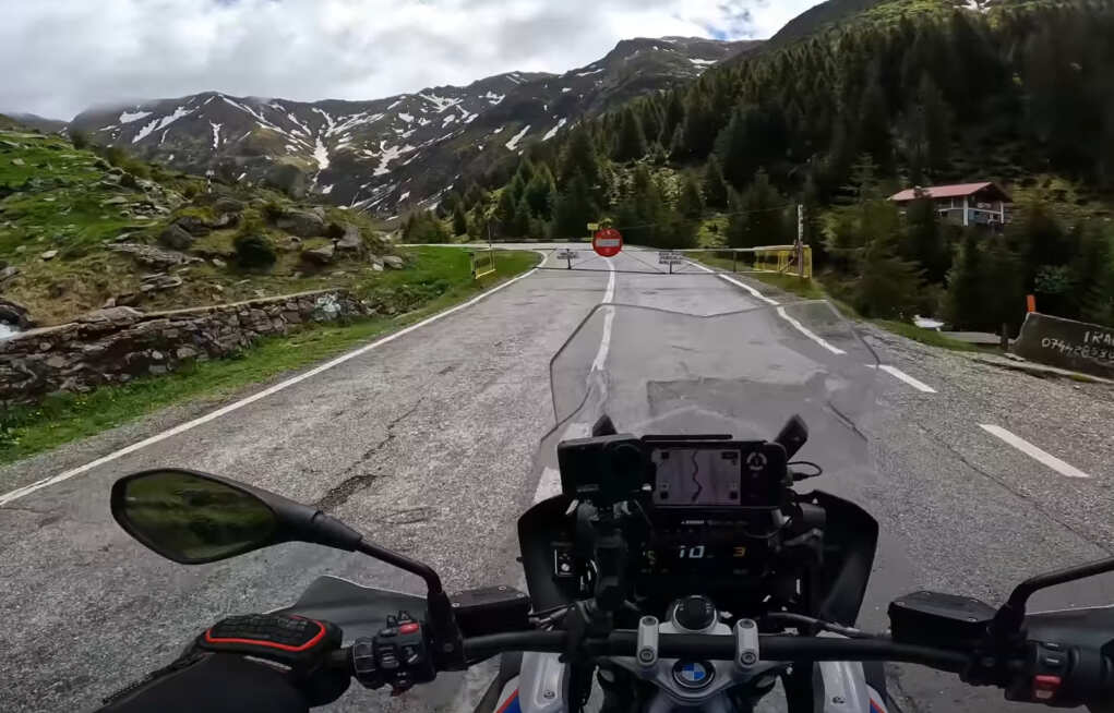 Top Motorcycle Routes Around The World! – Do You Know Travel